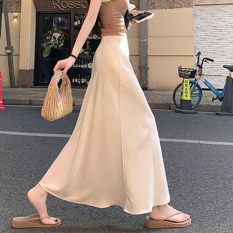 Pollera Larga Satin Look Clásica | Xydung Store