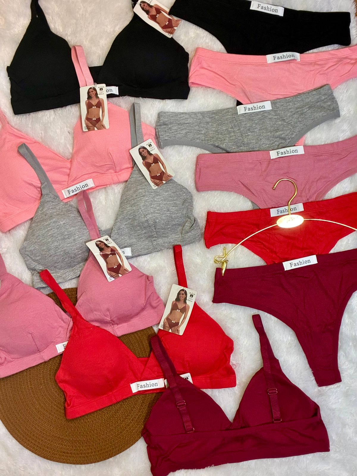 Art 657 conjunto morley triangulo fashion | Genesismza