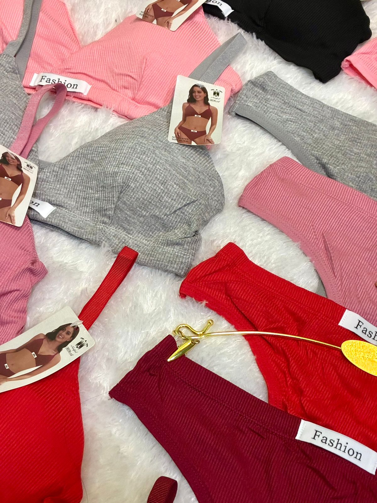 Art 657 conjunto morley triangulo fashion | Genesismza