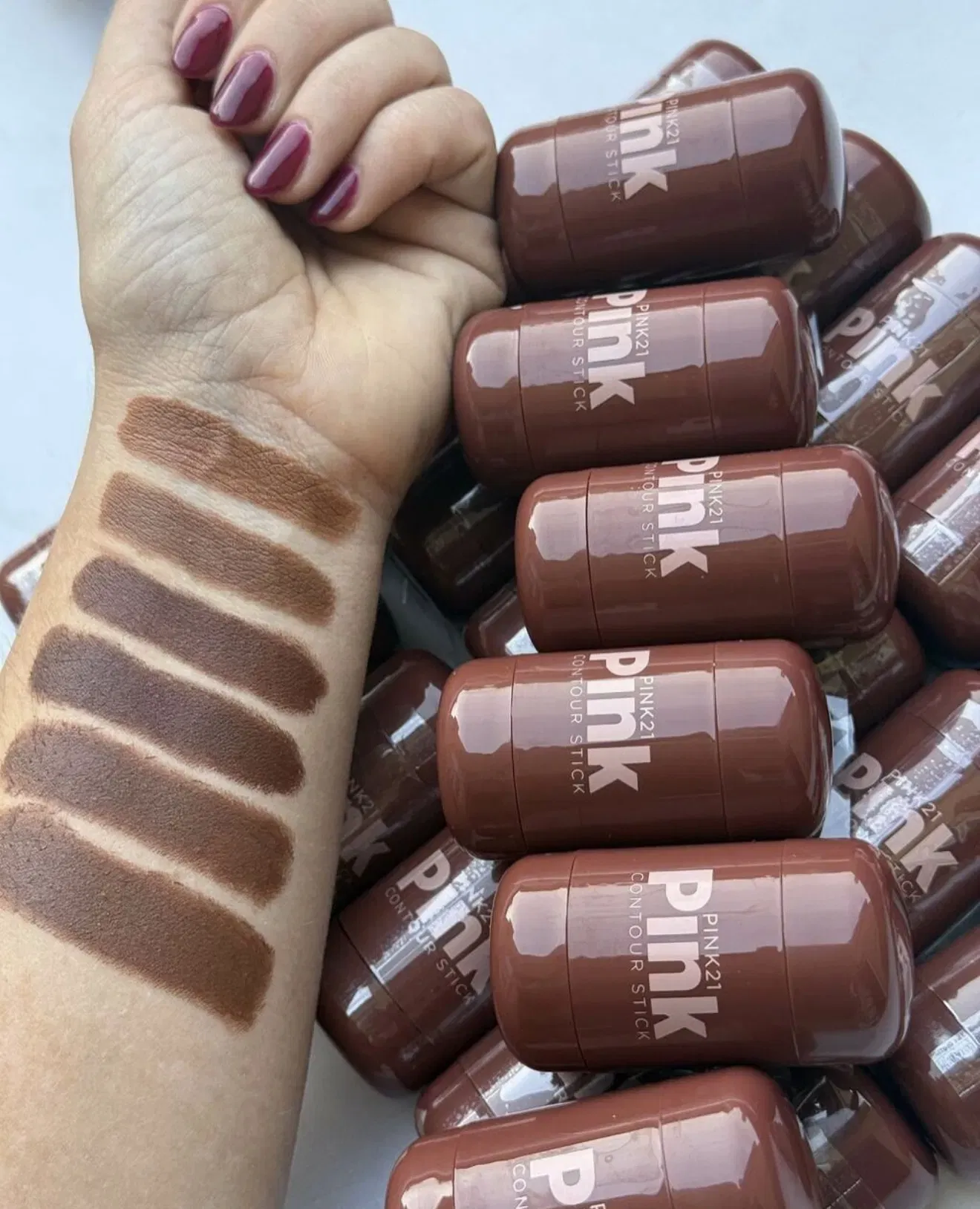 Contorno en Stick Pink 21 | Nk Makeup MAYORISTA