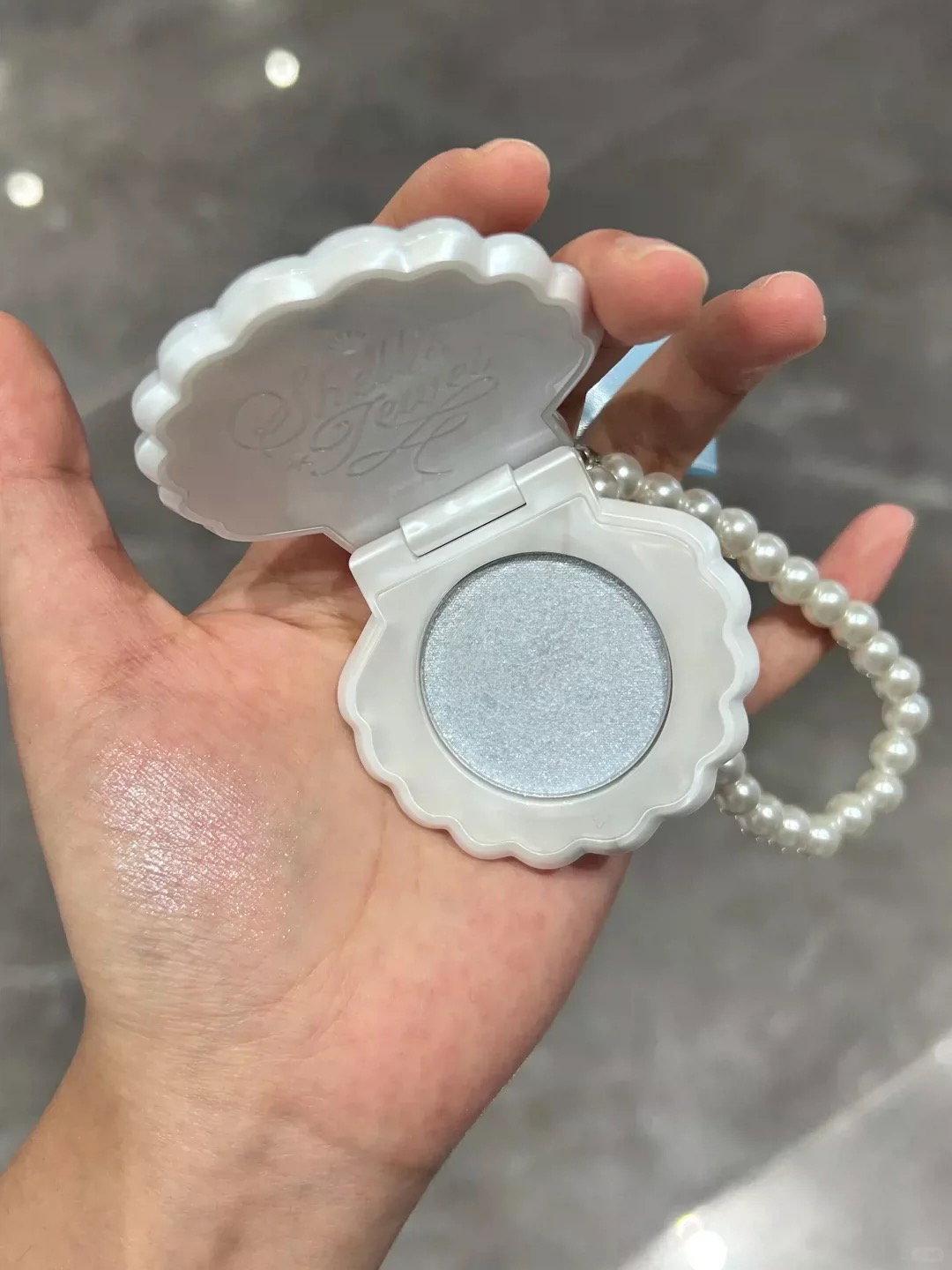 Flower knows | Shell’s jewel collection highlighter Balm charms | Anly ...