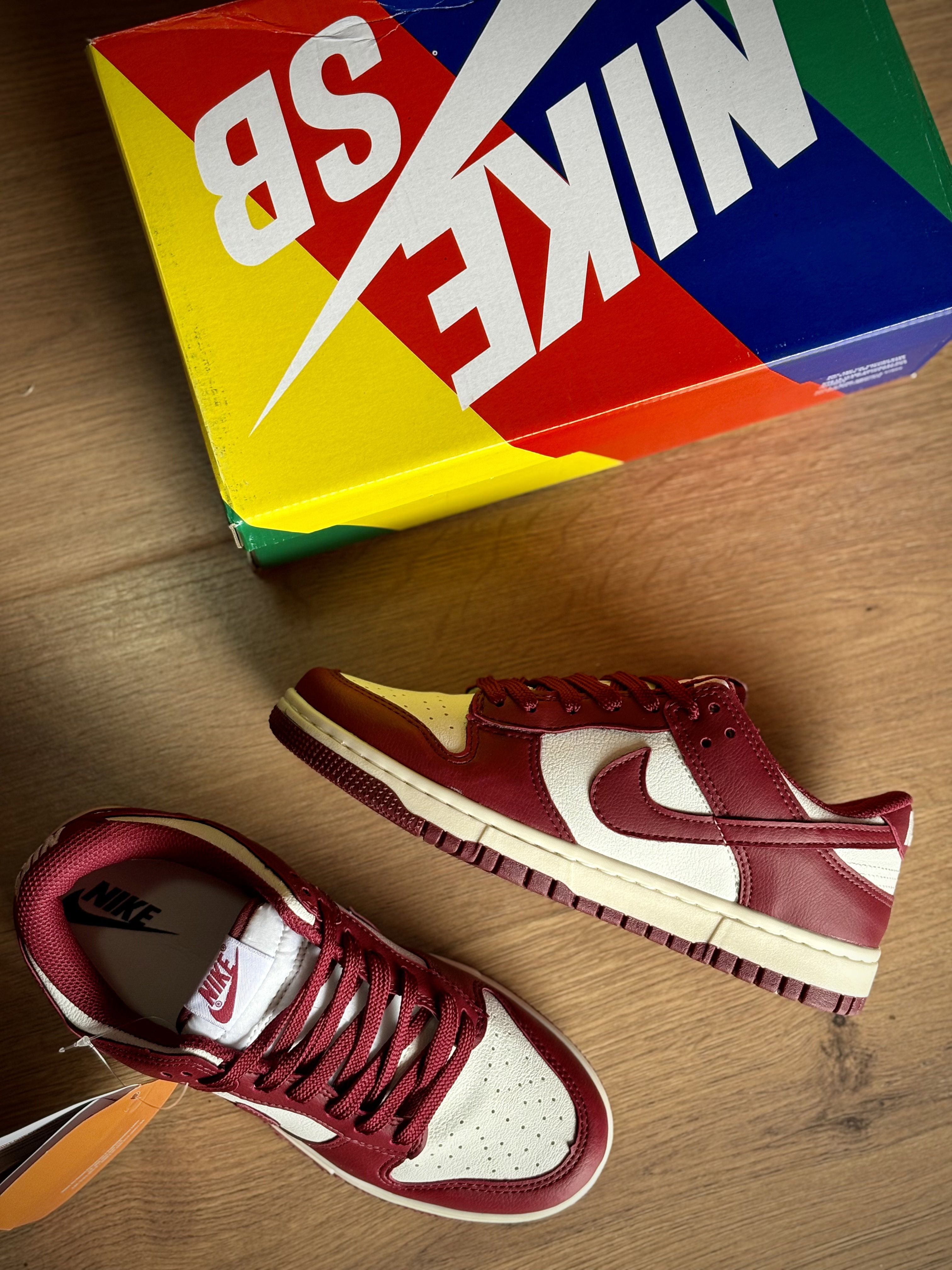 NIKE SB DUNK BORDO | Kairos Shoes Moyorista