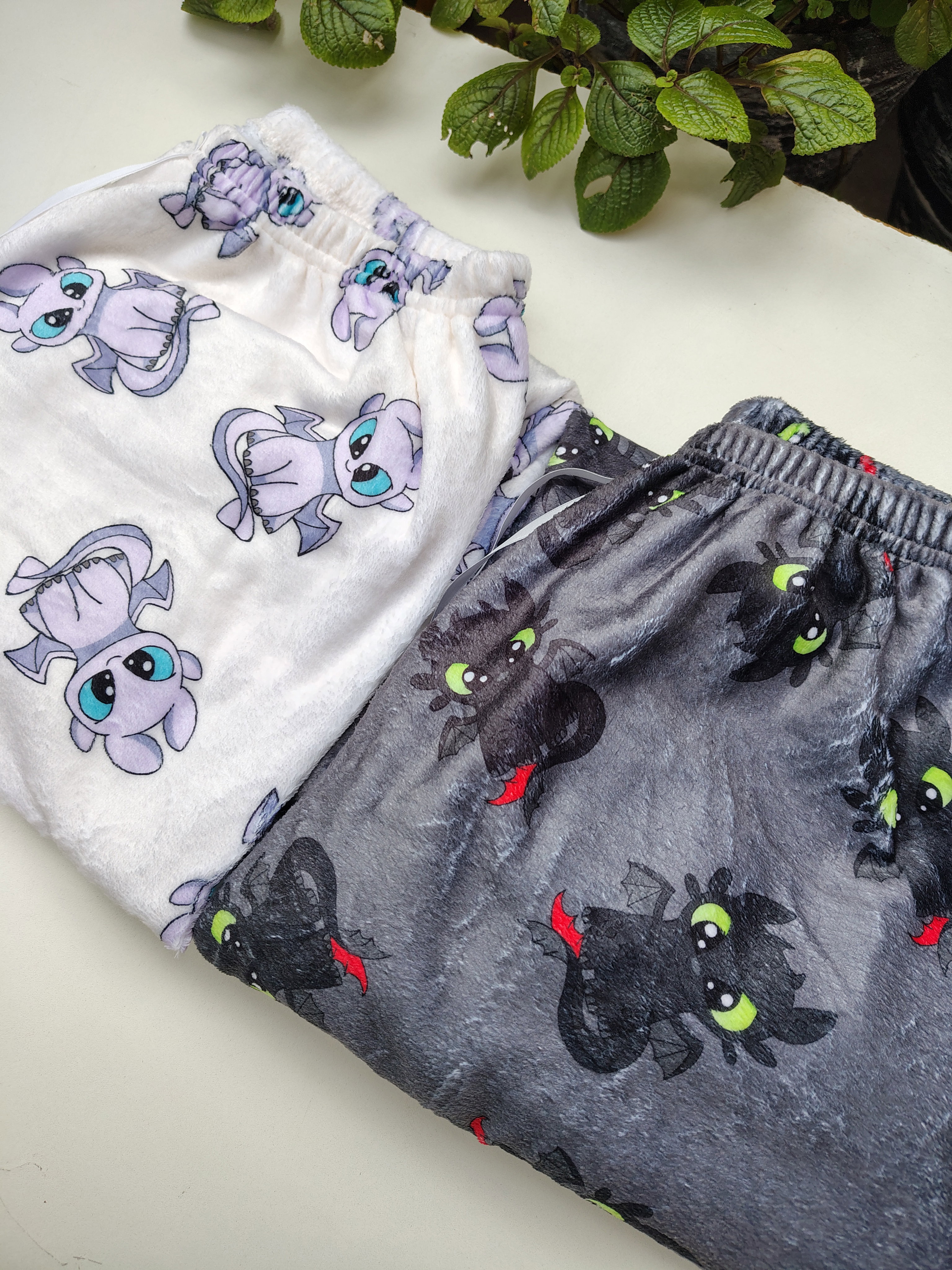 Chimuelo/Furia Nocturna #4 - Pantalón polar soft | Mikawo myc