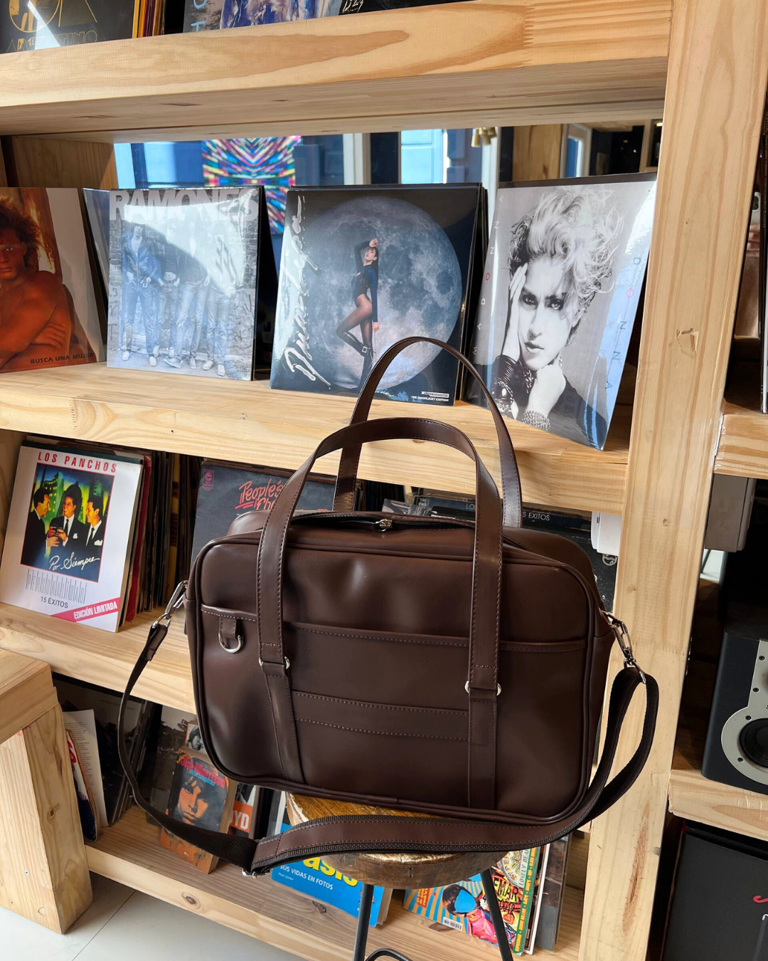 Boston XL Chocolate | Cramebags